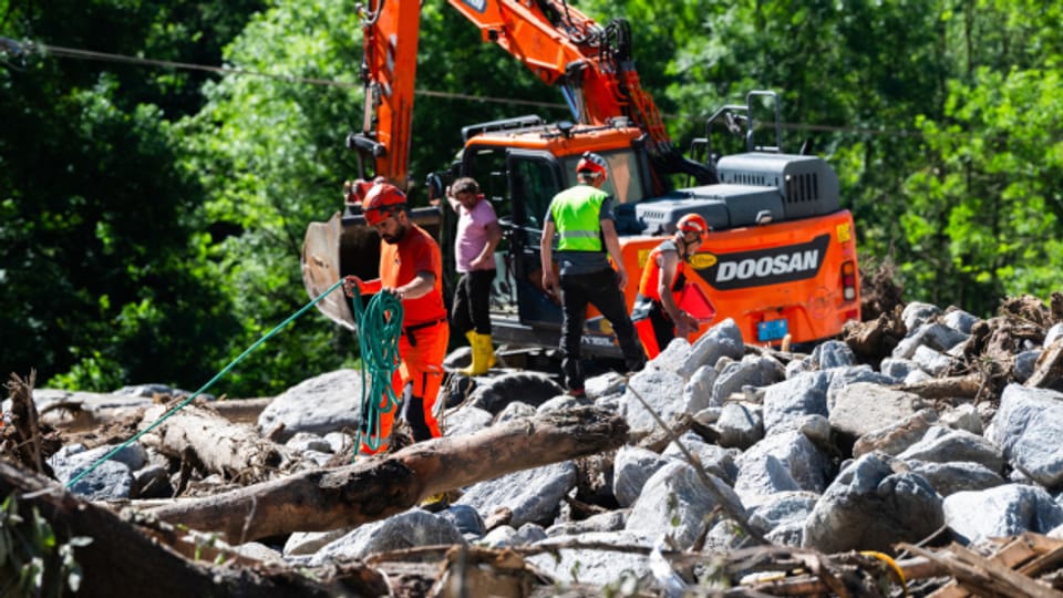 Vermisste nach schwerem Unwetter im Misox-Tal - Audio & Podcasts - SRF