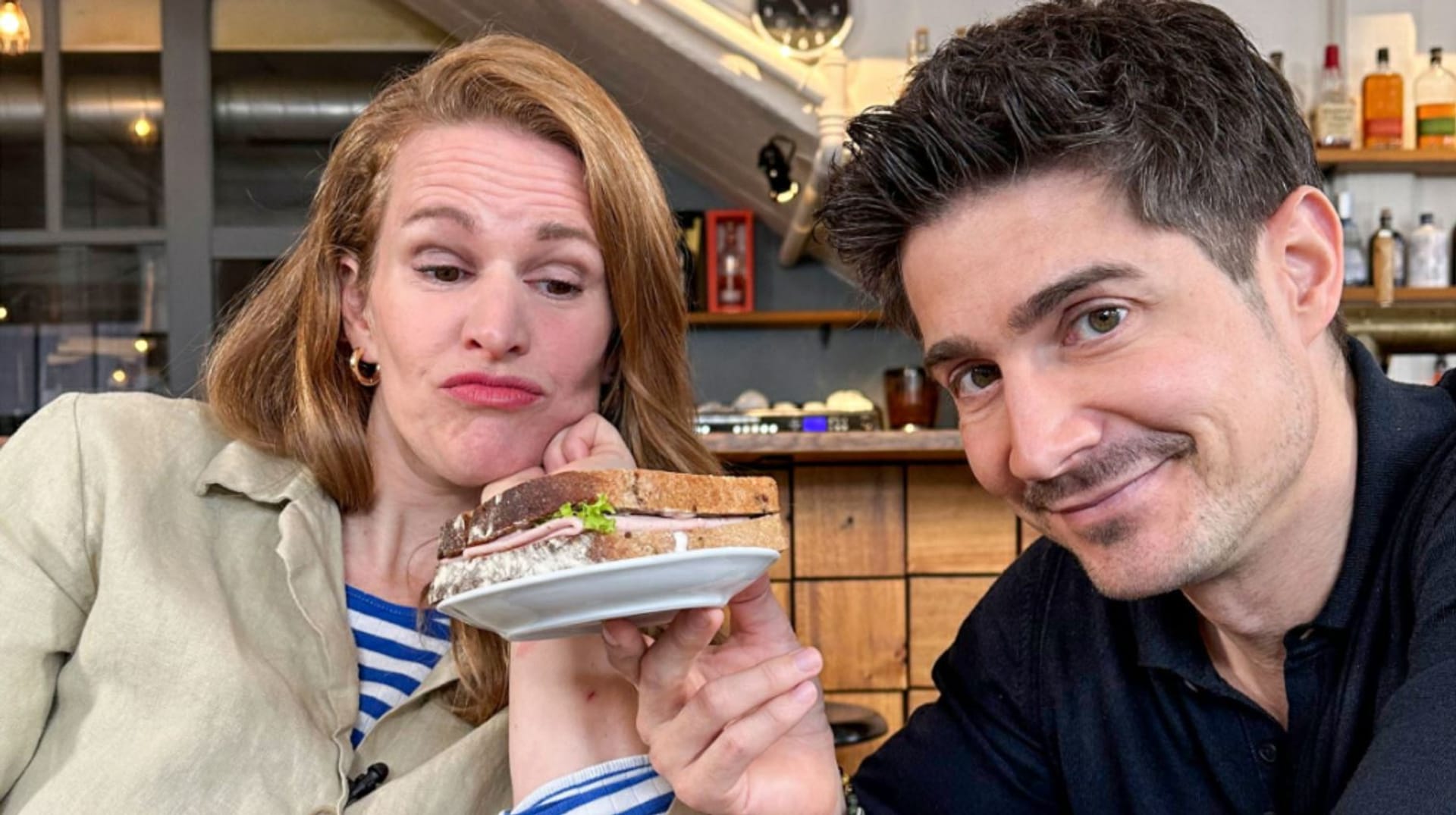 Tanzen macht gesund – Sind Bewegung und Musik die beste Medizin? - Puls ...