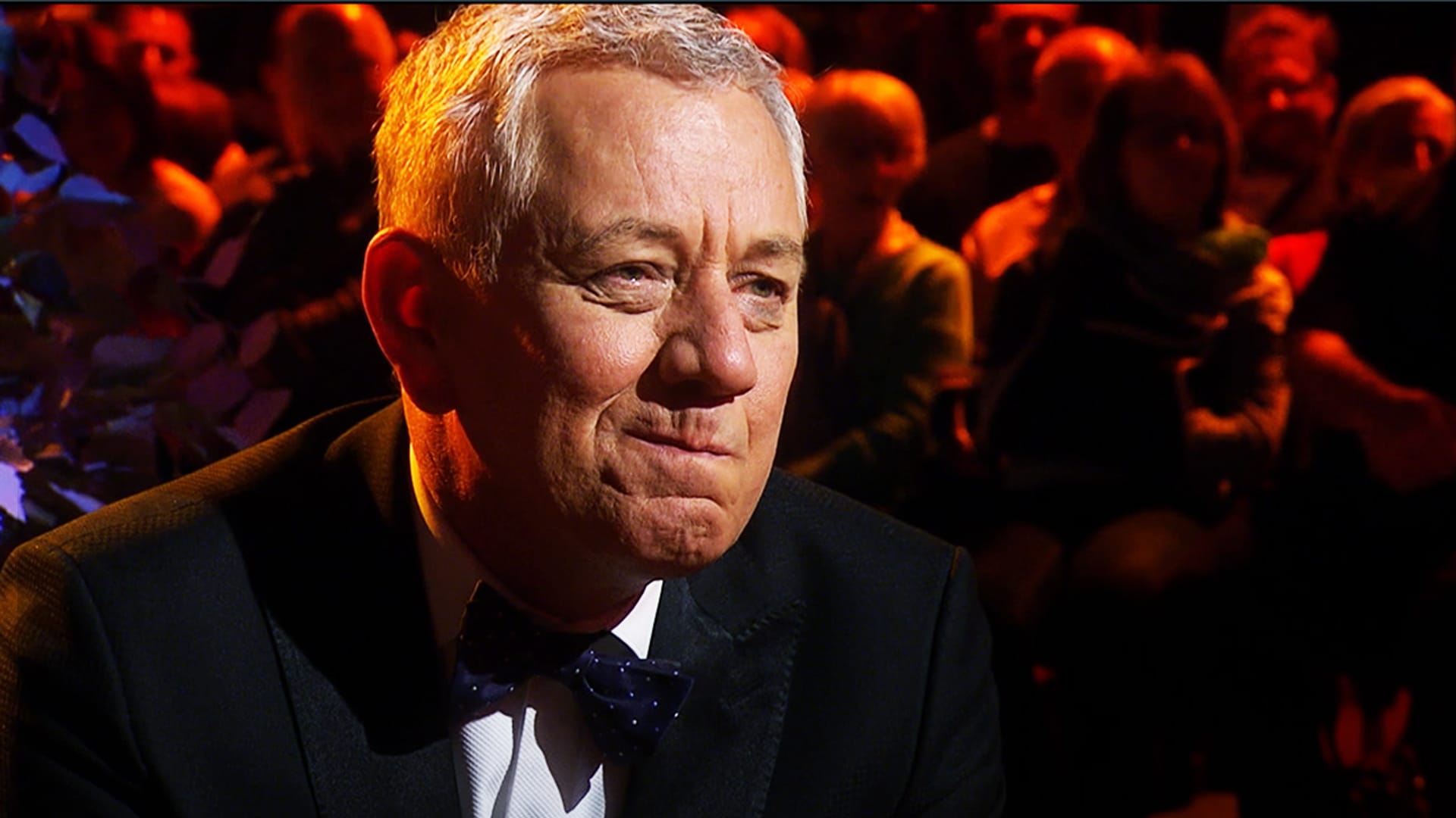 Vier Paare treffen sich zum ersten Mal (Staffel 1, Folge 1) - Alone Together - Play SRF