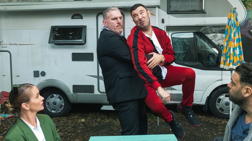 Vorhair/Nachhair (Staffel 1, Folge 3) - Te Berberi - Wächst ja wieder - Play SRF