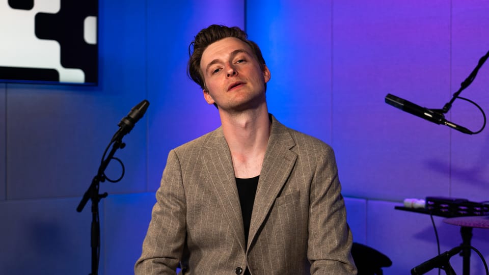 Nickless - «Don't Stop the Car» | Livesession - Punkt CH | SRF 3 - SRF ...