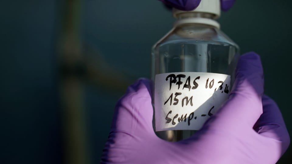 Risiko PFAS: Vergiften wir unsere Zukunft? - Einstein - Play SRF