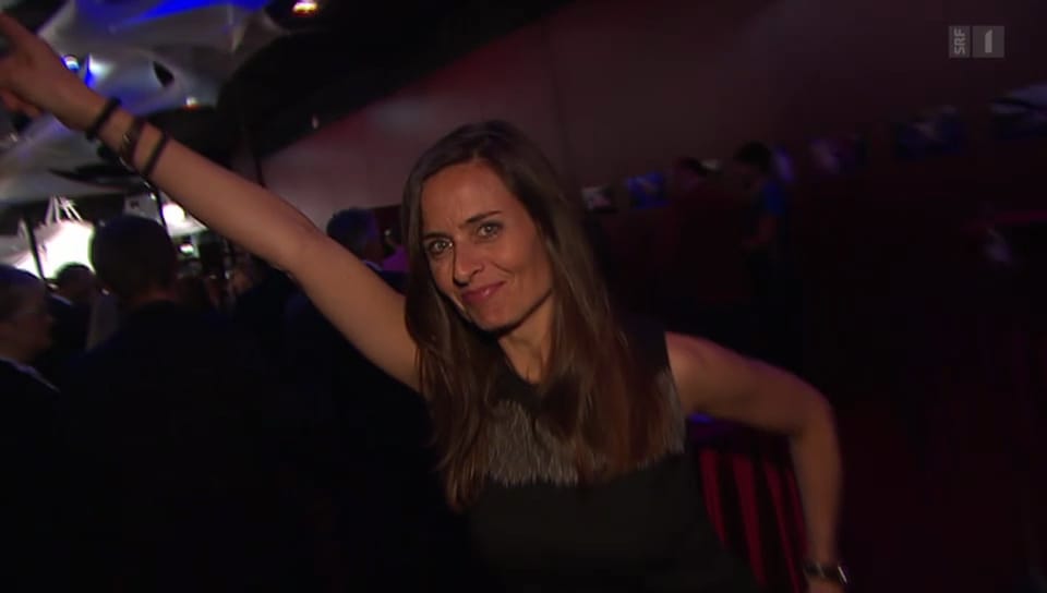 «Saturday Night Fever»: Sandra Studer in Discolaune - Glanz & Gloria ...