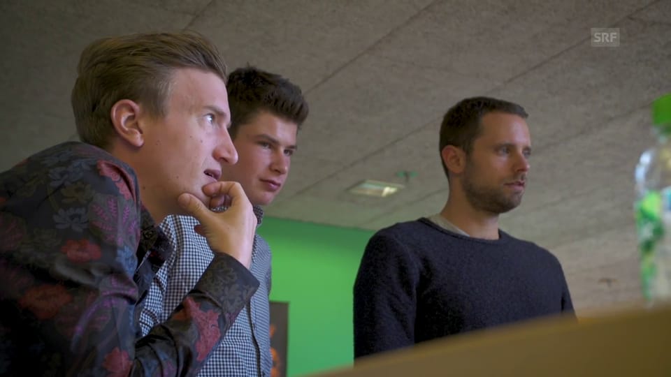 «HalloSRF!»-Publikumsmitarbeiter Philipp Stocker bei Radio SRF 3 ...