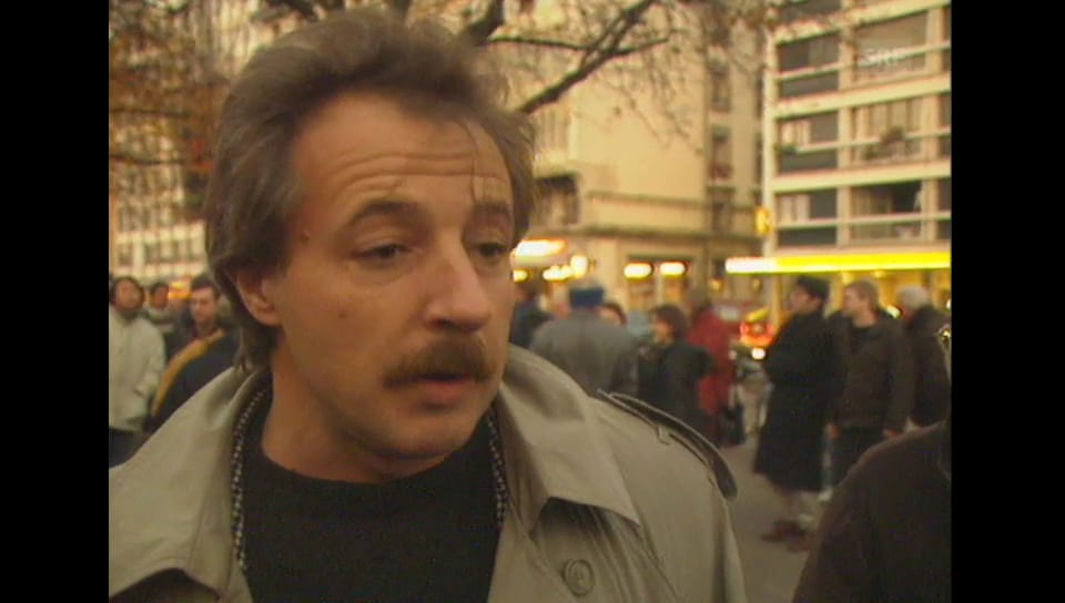 Armee-Defilée des Infanterieregiments 3 - Tagesschau - Play SRF