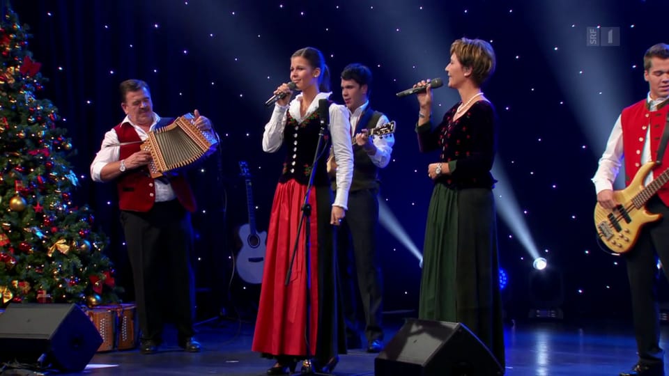 Oesch's die Dritten: «Leise rieselt der Schnee» - Unterhaltung - Play SRF