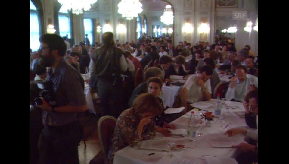 Background (BG) zum Rücktritt von BR René Felber - Tagesschau - Play SRF