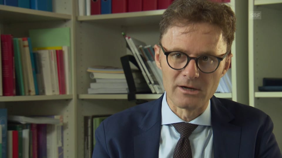 News-Clip - Daniel Lampart: «Das ist gefährlich» - Play SRF