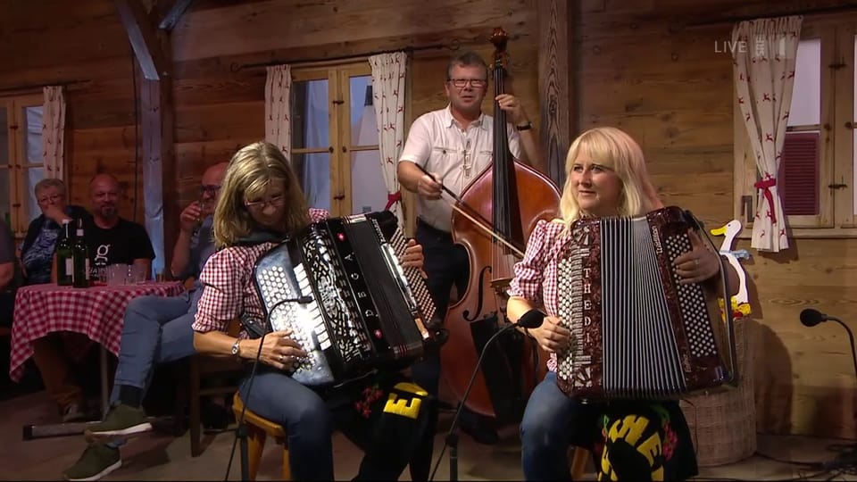 Handorgelduo Esther & Edith - Potzmusig - Play SRF