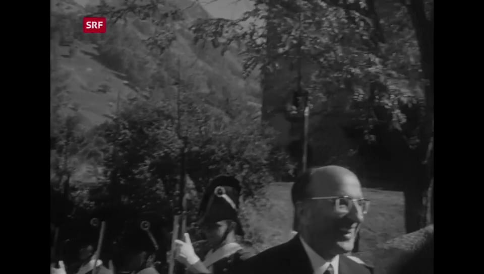 Blickpunkt Region: Renovation Kirche Raron - Antenne - Play SRF