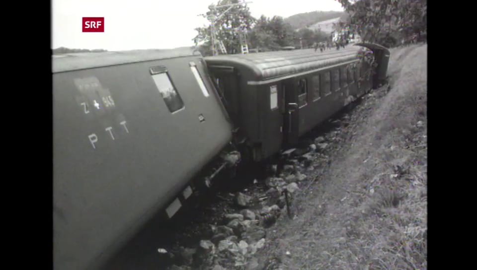 Zugunglück - Tagesschau vor 25 Jahren - Play SRF