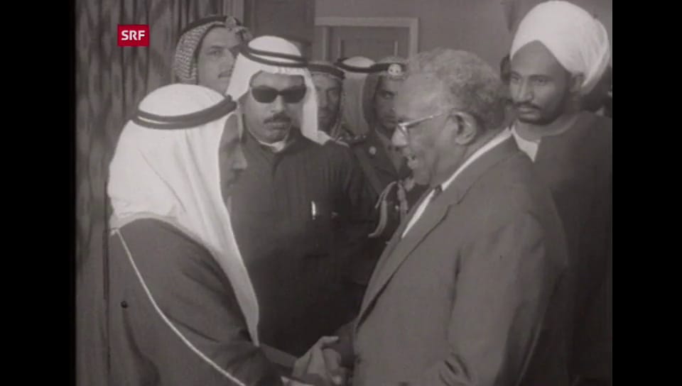 Neuer Emir Sabah al Salim al Sabah Kuwait - Tagesschau vor 25 Jahren ...
