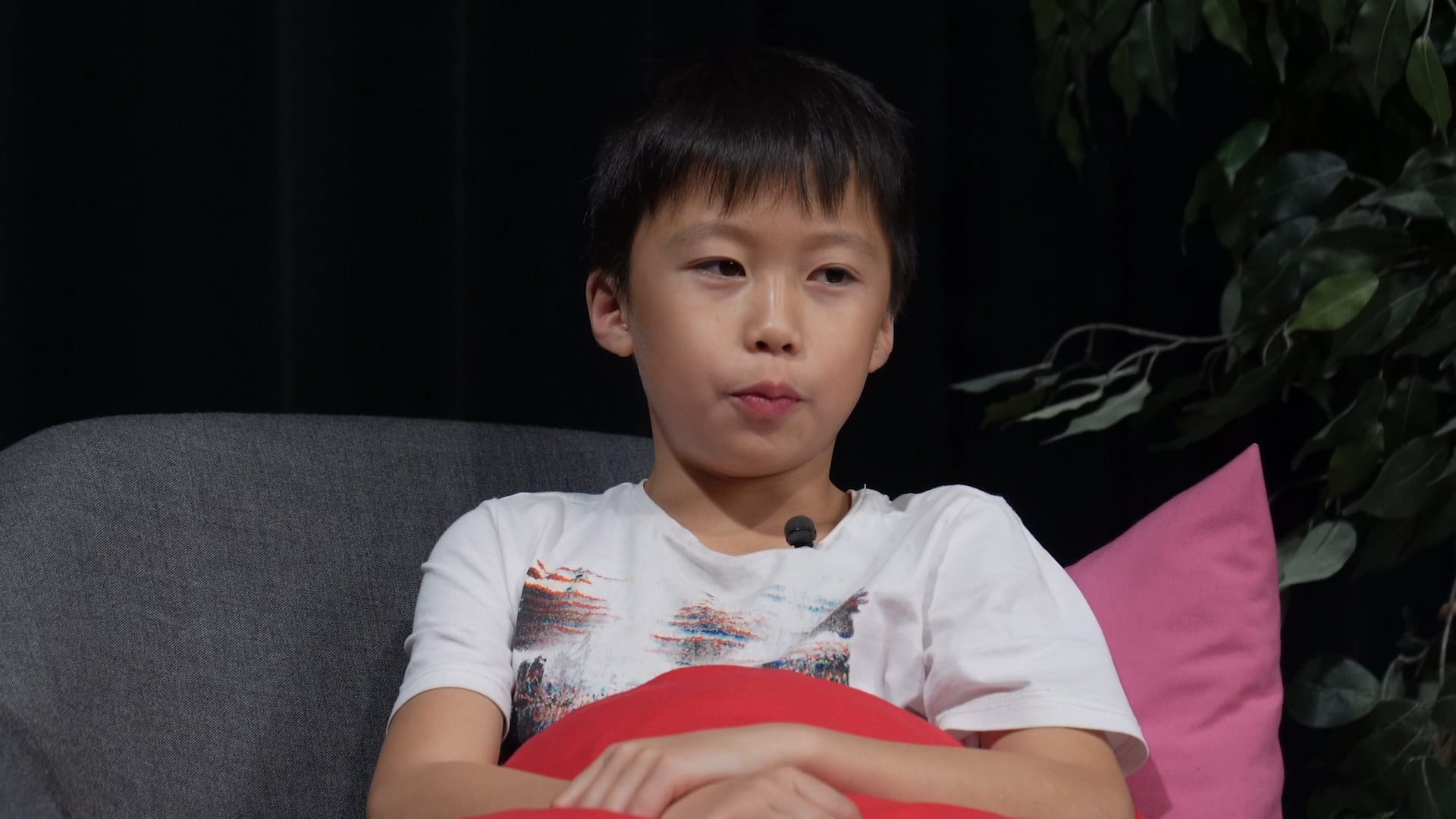 Weitsprung? So springst du möglichst weit. - SRF Kids Videos - Play SRF