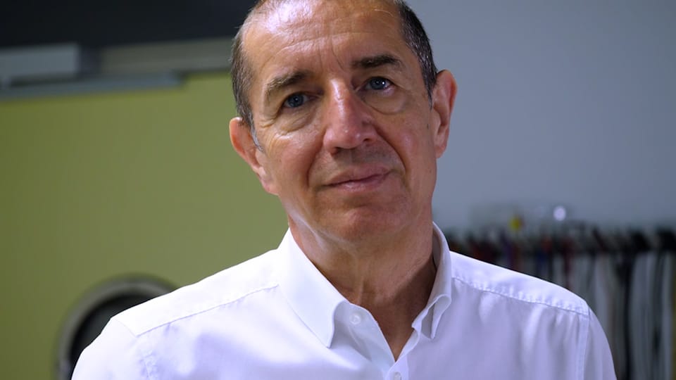 Paolo Ermanni will neue Materialien entwickeln, die ein Leben lang ...