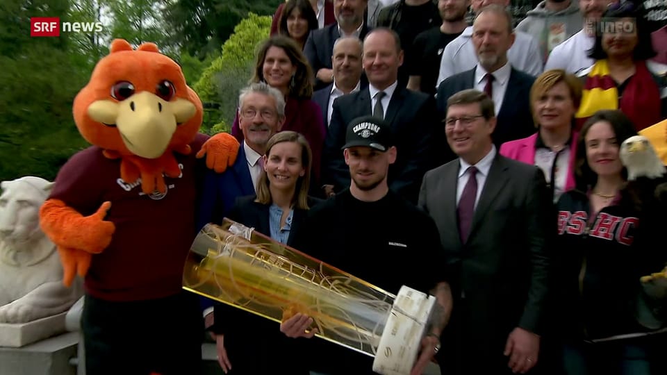 In Genf geht die Freude um: Alle gratulieren dem Meister - Sport-Clip ...