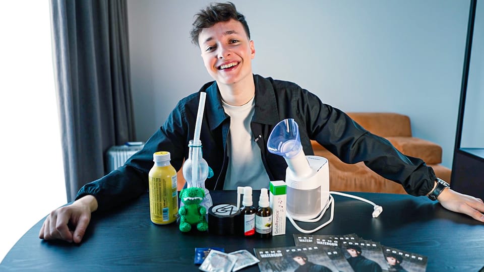 Ohne diese 8 Essentials geht Remo Forrer nicht in die ESC-Arena ...