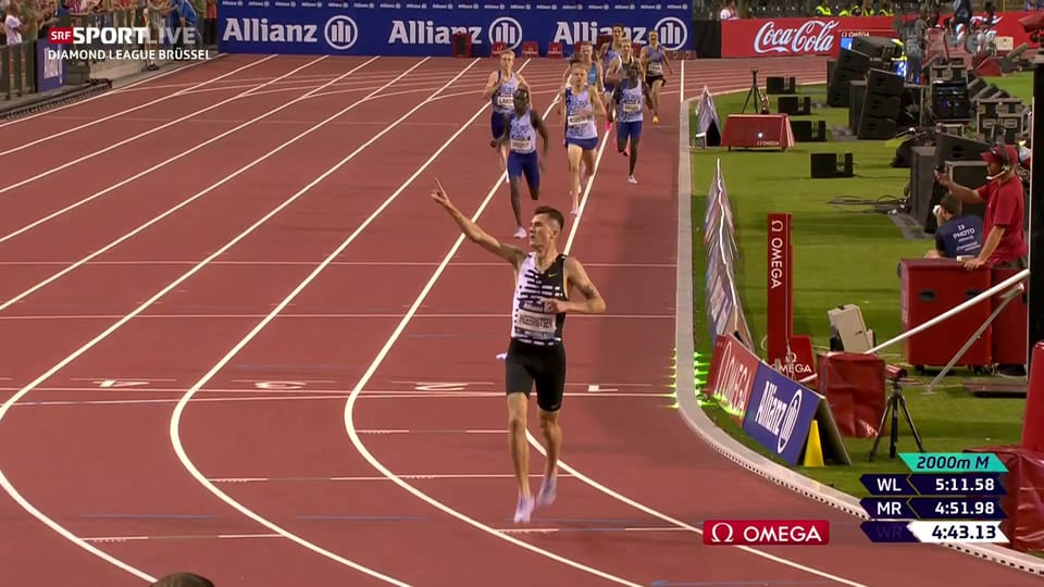 Ingebrigtsen läuft über 2000 Meter Weltrekord - Sport-Clip - Play SRF