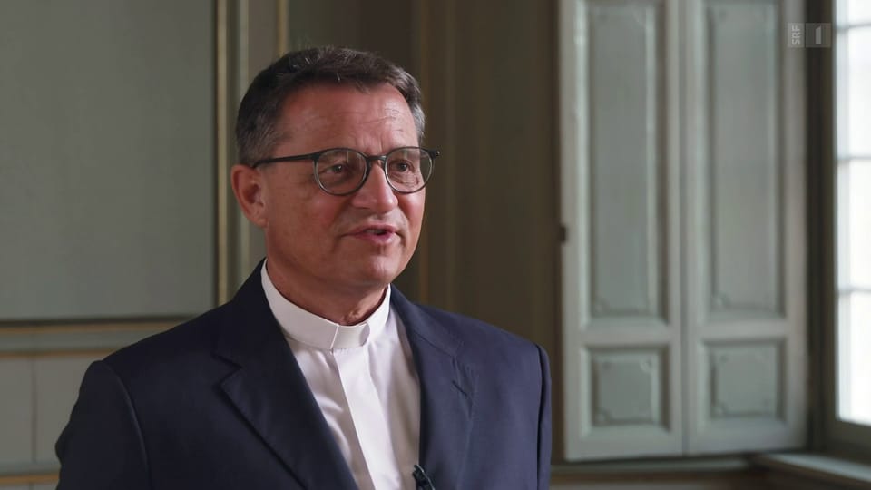 Theke mit Bischof Felix Gmür, Präsident der Schweizer Bischofskonferenz ...