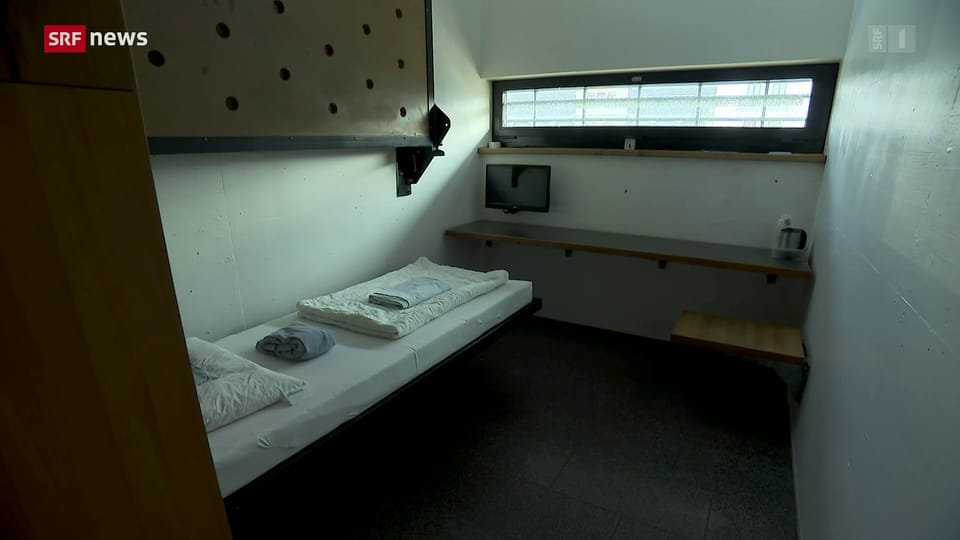 Untersuchungshaft: Pilotprojekt im Justizvollzug - 10 vor 10 - Play SRF