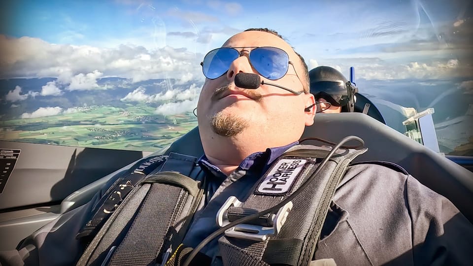 Horror für EAZ: Loopings im Kunstflieger trotz grosser Höhenangst ...