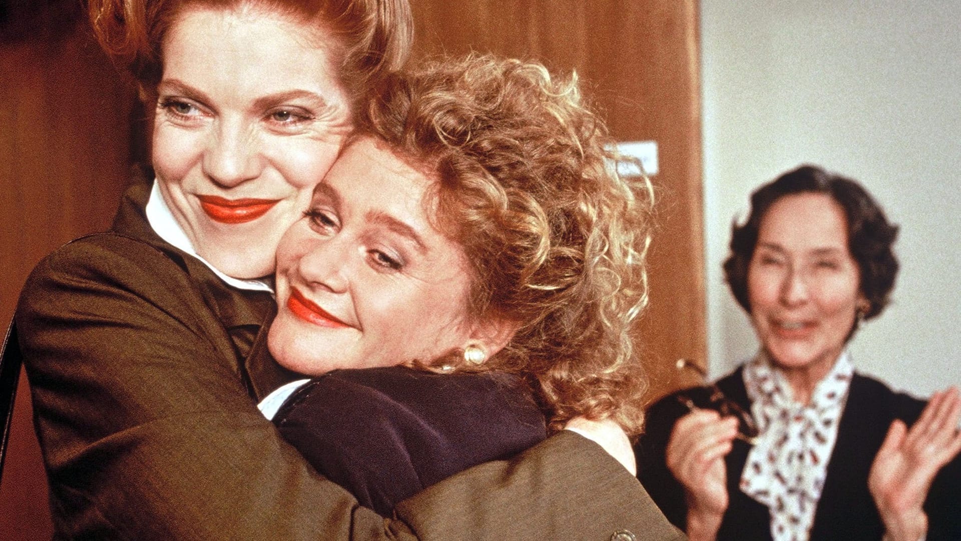 Die Erbtante (Staffel 4, Folge 69) - Fascht e Familie - Play SRF