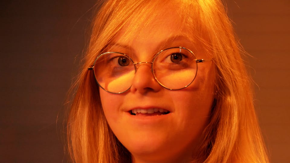Wie Schauspielerin Fabienne sich in verschiedene Rollen einfühlt - We ...