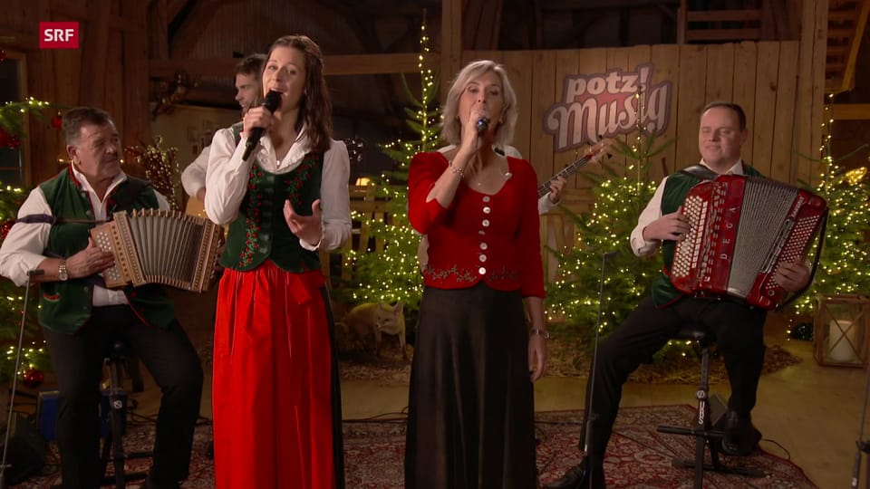 Oesch's die Dritten - Leise rieselt der Schnee - Potzmusig - Play SRF