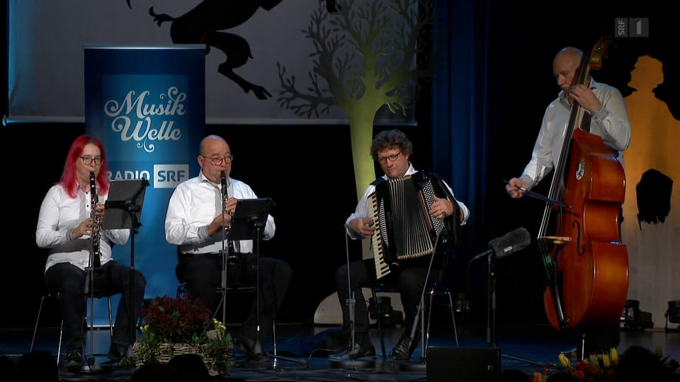 Chapella Tasna - Alp Seeberg - Potzmusig - Play SRF