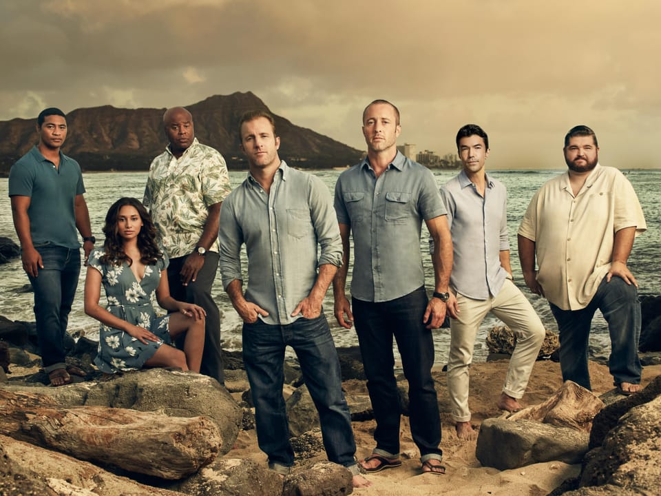 Ke kanaka i ha'ule mai ka lewa mai (Episode 2 - Saison 9) - Hawaii Five ...