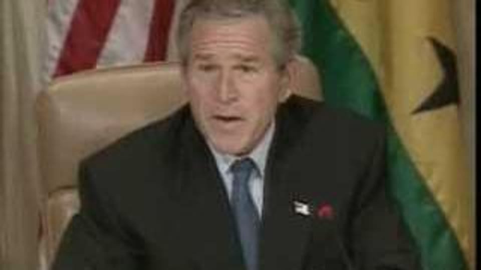 George Bush réitère son ultimatum à l'Irak - 19h30 - Play RTS