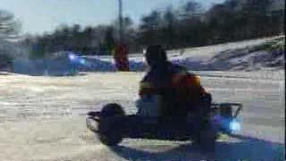 Glissez-vous dans un kart et dévalez le circuit de Crans-Montana (VS ...