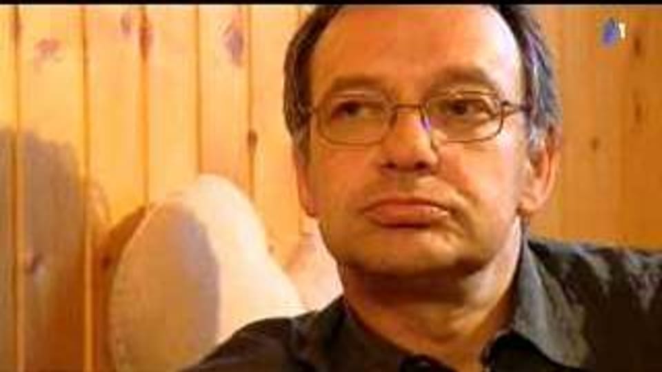 Bobo : 50 ans, Monsieur fait sa crise - Scènes de ménage - Play RTS