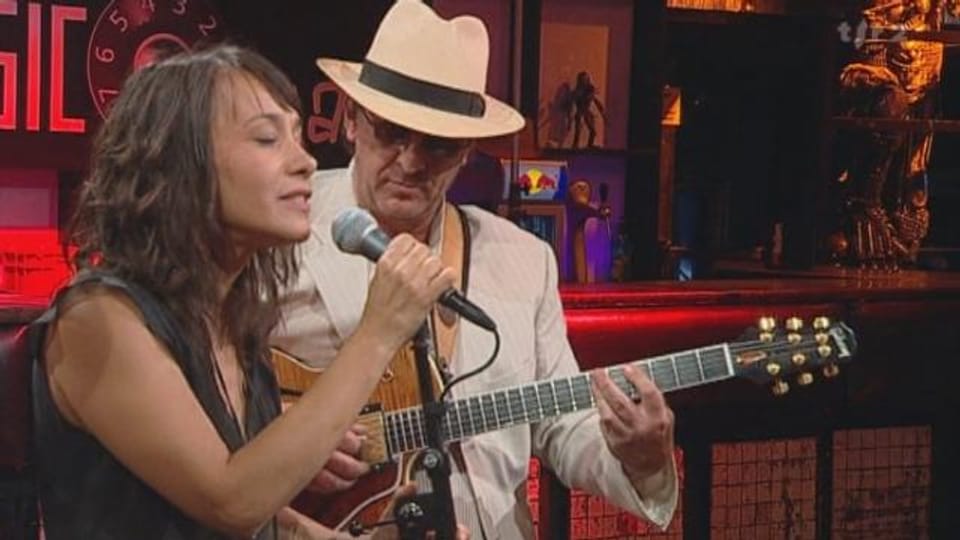Sarah Marcuse chante en direct - Musicomax - Play RTS
