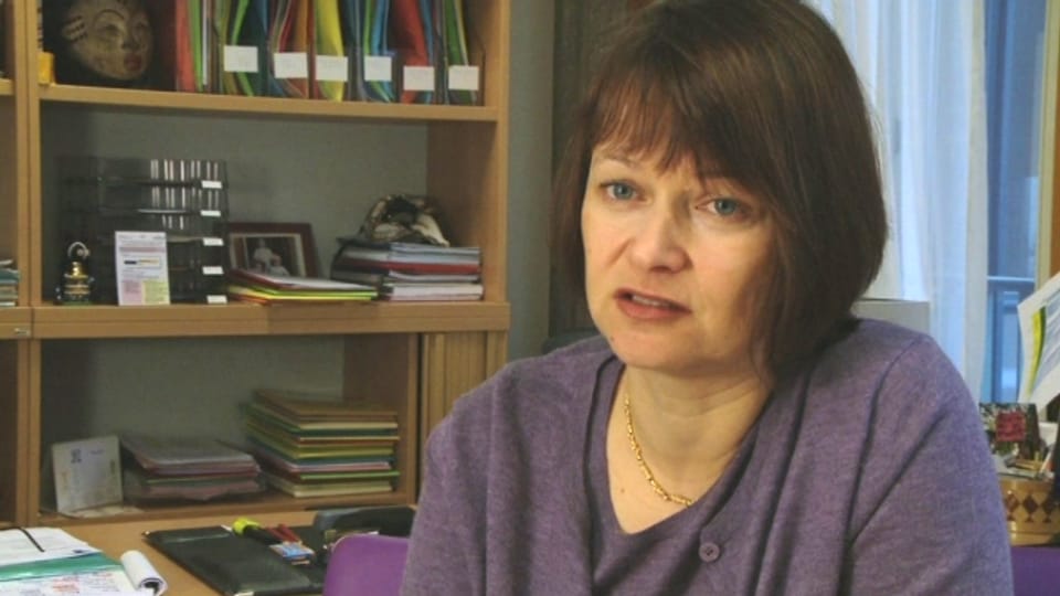 Interview: Dr Alexandra Calmy. Resp. unité VIH/SIDA, HUG-UNIGE - RTS ...