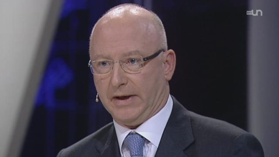 Bas salaires : le salaire minimum, la solution ? Entretien avec le ...