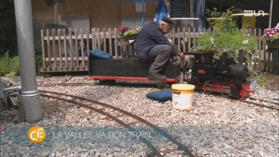 FR: Philippe Hermann et sa famille s'occupent du petit train du ...