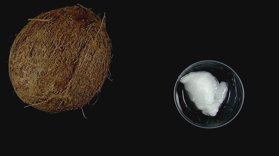 Huile de coco et huile de coprah - A bon entendeur - Play RTS