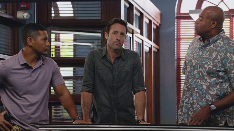 A‘ohe pau ka ‘ike i ka halau ho‘okahi (Episode 6 - Saison 10) - Hawaii ...