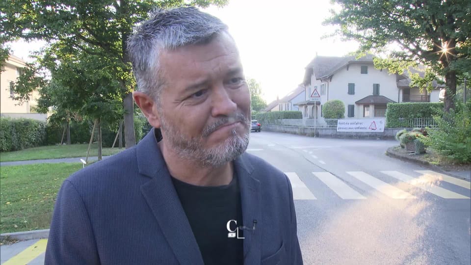 Entretien avec Raoul Florez, maire de la commune genevoise de Soral ...