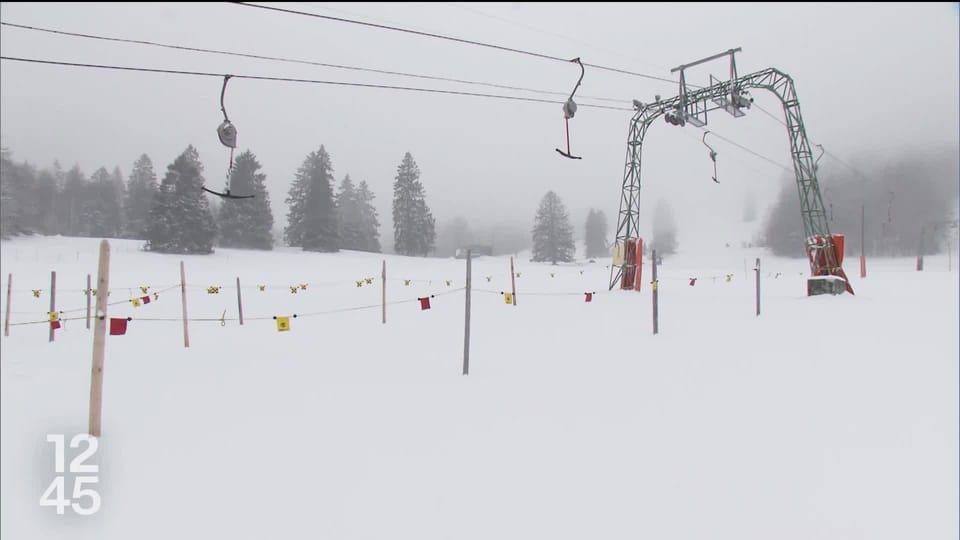 La neige est enfin tombée dans les stations de basse altitude, mais au ...