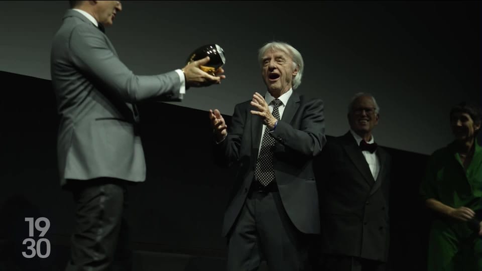 Portrait de l’humoriste suisse de 91 ans, Emil, à l’occasion de la ...