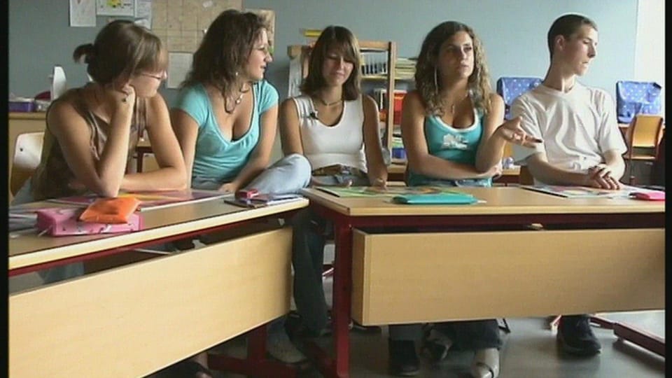 L'amour à 16 ans - Temps présent - Play RTS