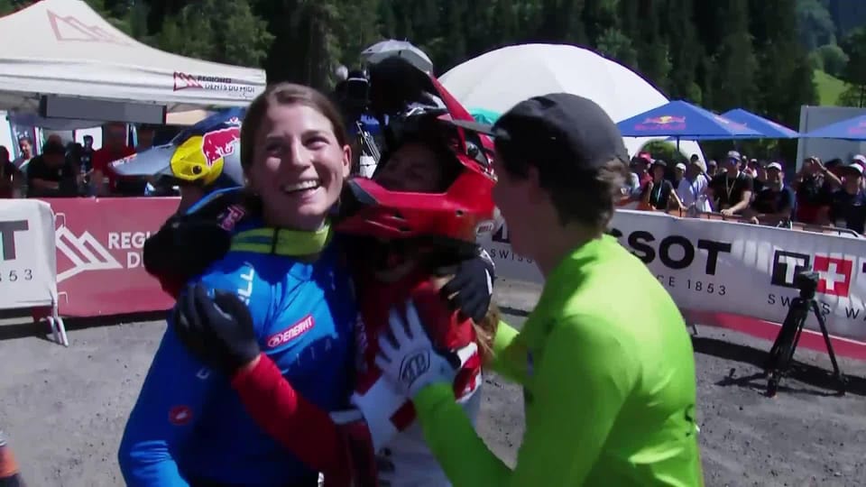 Descente, finale dames: Lisa Baumann (SUI) sacrée championne d'Europe ...