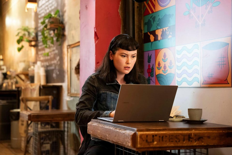 Episode 2 (Episode 2 - Saison 1) - Code rouge - Play RTS