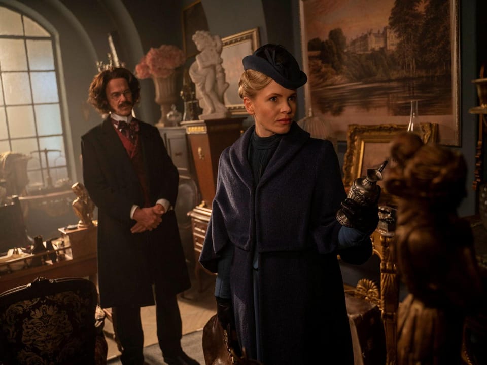 L'aigrette de diamants (Episode 4 - Saison 4) - Miss Scarlet, détective ...