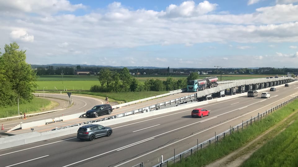 Mobile Autobahnbrücke - Panne bei Astra Bridge: Sie ist momentan nicht ...