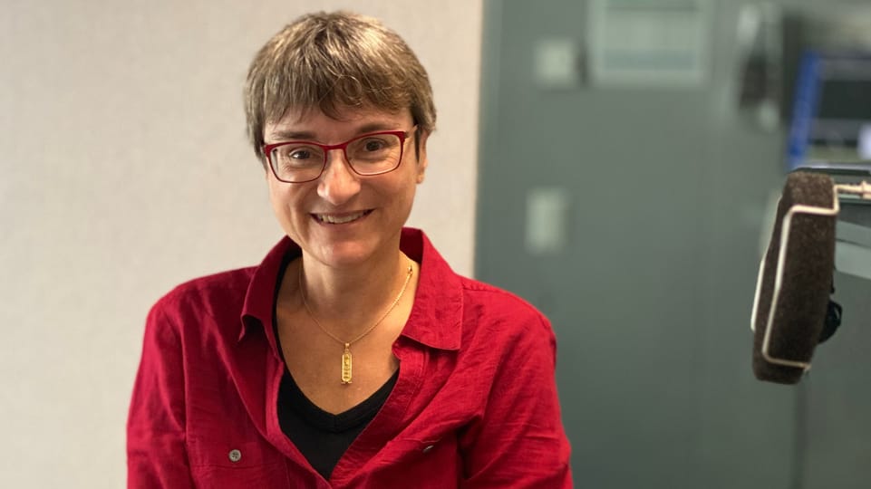 Jugendbuch-Autorin aus Biel - Wie eine 50-Jährige Kinder zum Lesen ...