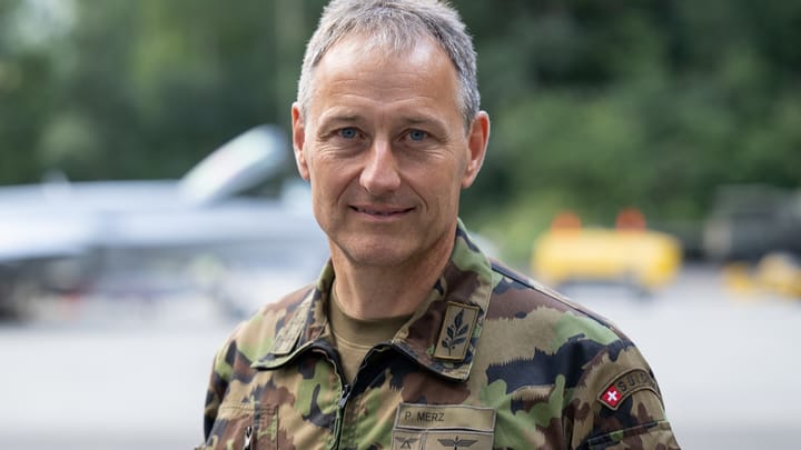 Kampfjets auf A1 - Macht die Militärübung auf der Autobahn wirklich ...