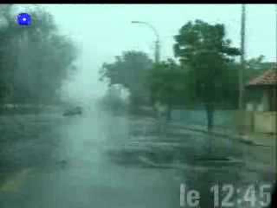 12h45 - L'ouragan Wilma a touché le littoral mexicain - Play RTS