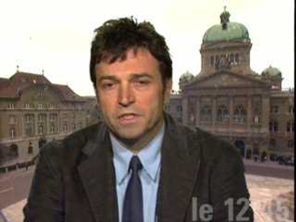 12h45 - En direct de Berne avec Andreas Ladner, politologue, au sujet ...